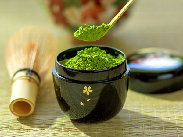 The Magic of Matcha: How To Brew, Enjoy and Benefit From This Super Gr ...